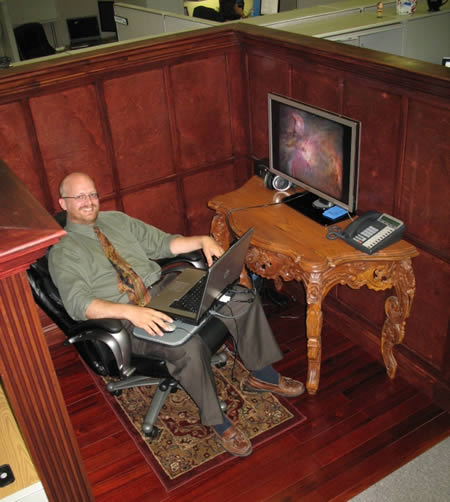 .: Life inside of a cubicle...or crazy office solutions