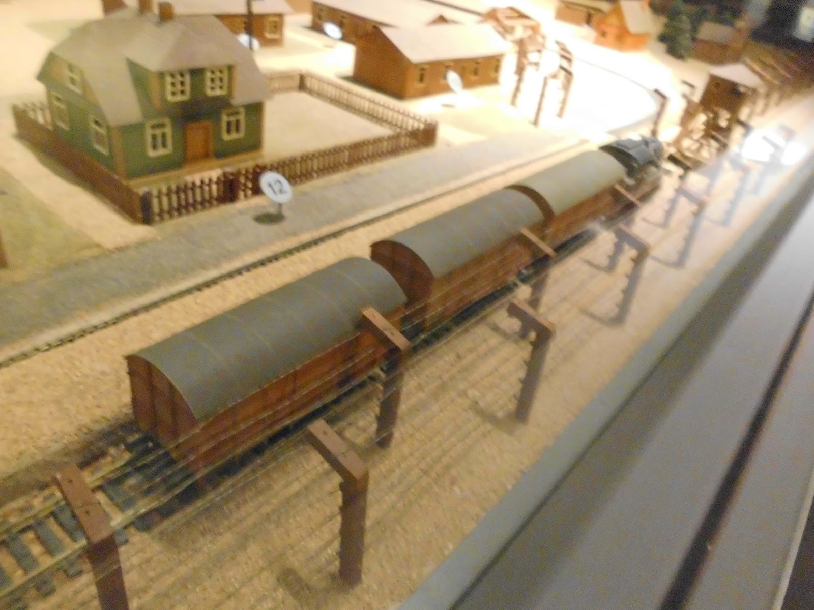 Winnipeg Model Railroad Club: Los Angeles Museum of the Holocaust ...