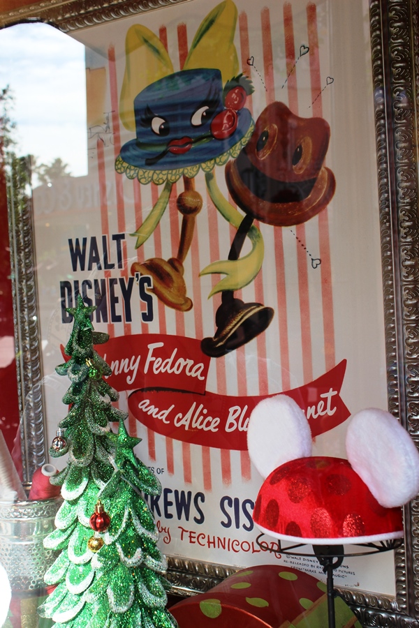 Main Street Gazette: Johnnie Fedora and Alice Bluebonnet