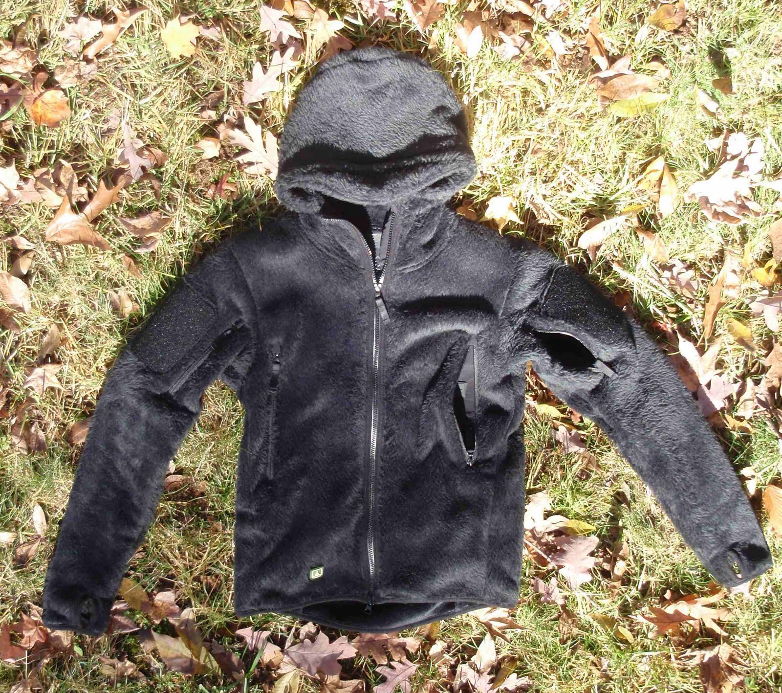 theevildrsin: Gear Review: TAD Gear Shag Master Hoodie. Part One