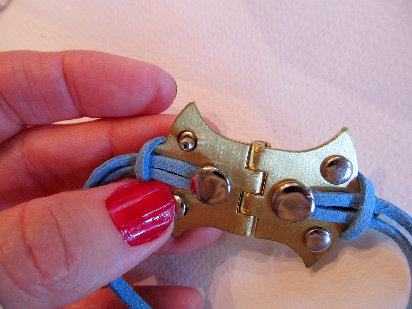 WobiSobi: Rhinestone, Hinge Bracelet DIY.