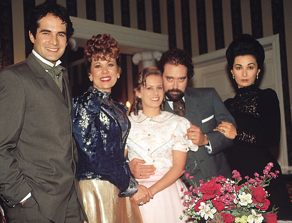 FILMY KOSTIUMOWE: Luz María (TV Serial 1998– )