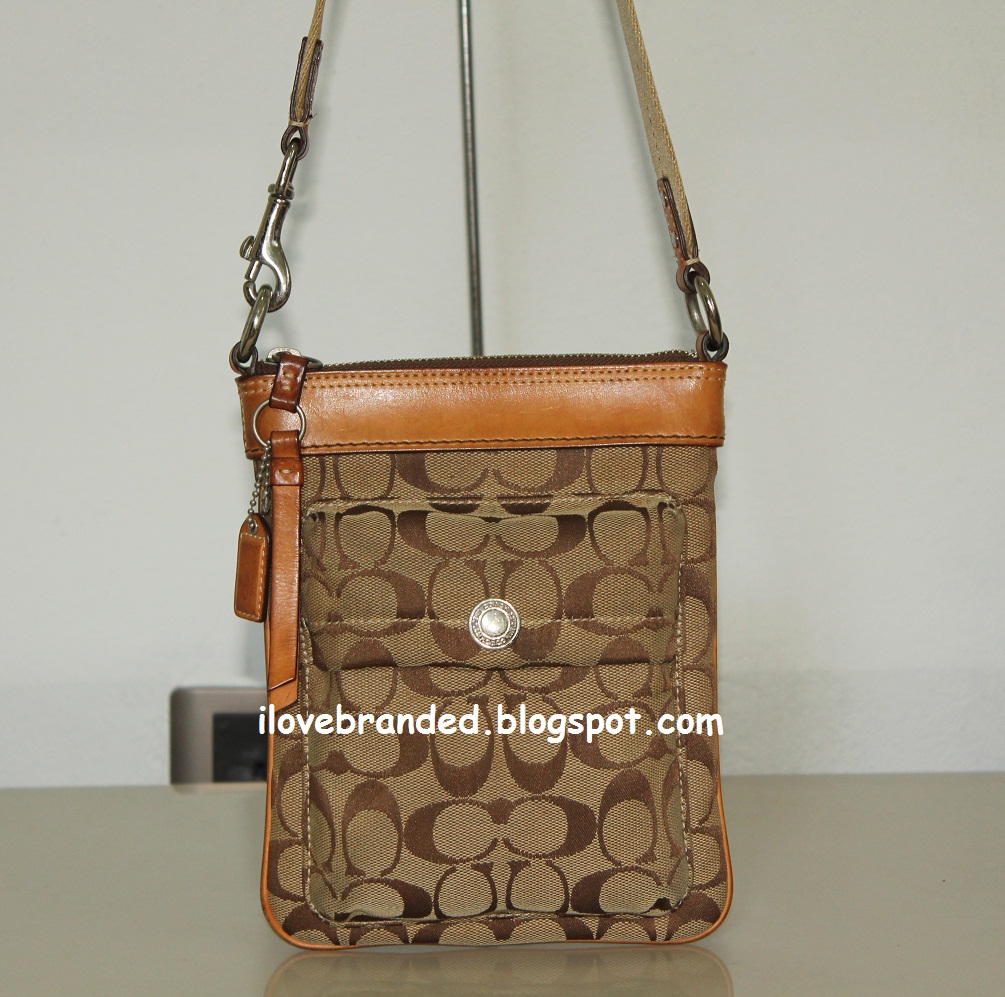 I Love Branded: Coach Signature Shoulder Bag (SOLD)
