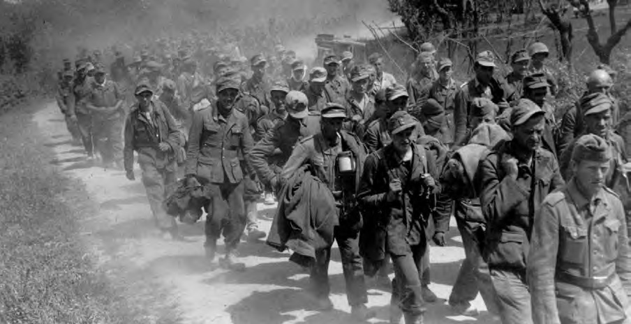 NAZI JERMAN: Foto Tawanan Perang Jerman