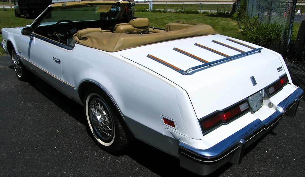 CLASSIC CARS OF THE 1980's: 1983 OLDSMOBILE TORONADO CONVERTIBLE