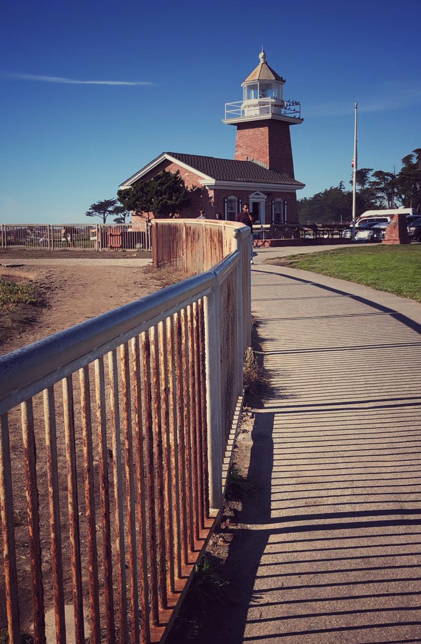 Santa Cruz Lighthouse Point Park and Surfing Museum - A good picnic spot
