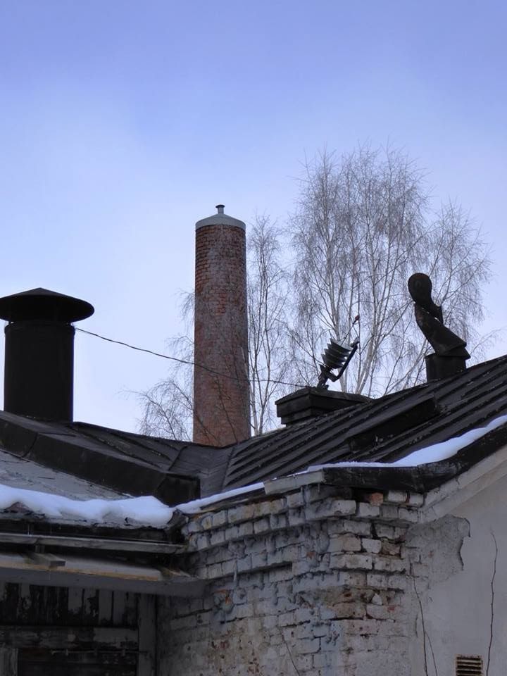 Turistina kotikaupungissani: Hylätyt talot, autiot pihat