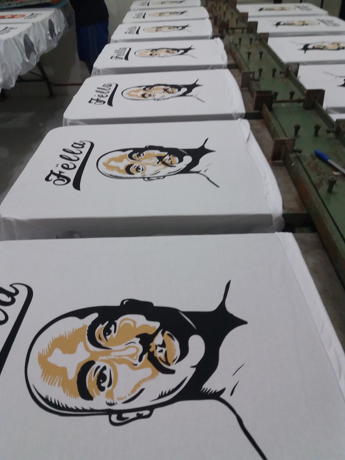 OFICINA DESIGN - SERIGRAFIA: Serigrafia Tradicional - Algodão - Fella