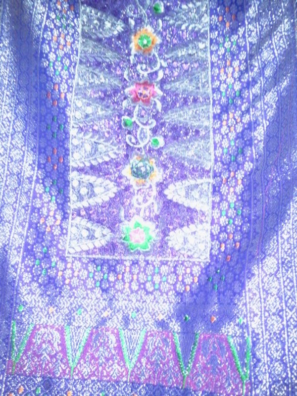 SONGKET PALEMBANG: Songket Palembang Silver Ungu Sporty