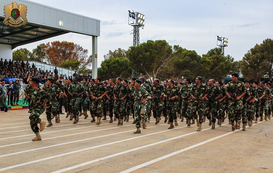 Historia y tecnología militar: Desfile del Ejército Nacional Libio en ...