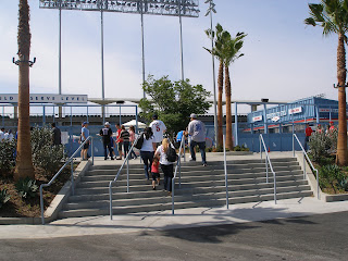 Los Angeles: Climbing the Hidden Stairways: Dodger Stadium Stairs
