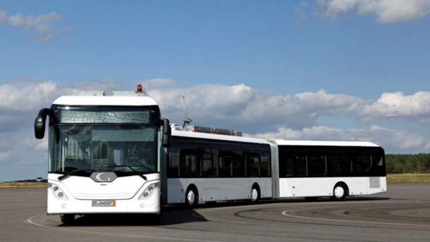 Gokira World: World’s Largest Bus Carries 256 Passengers – 101ft long
