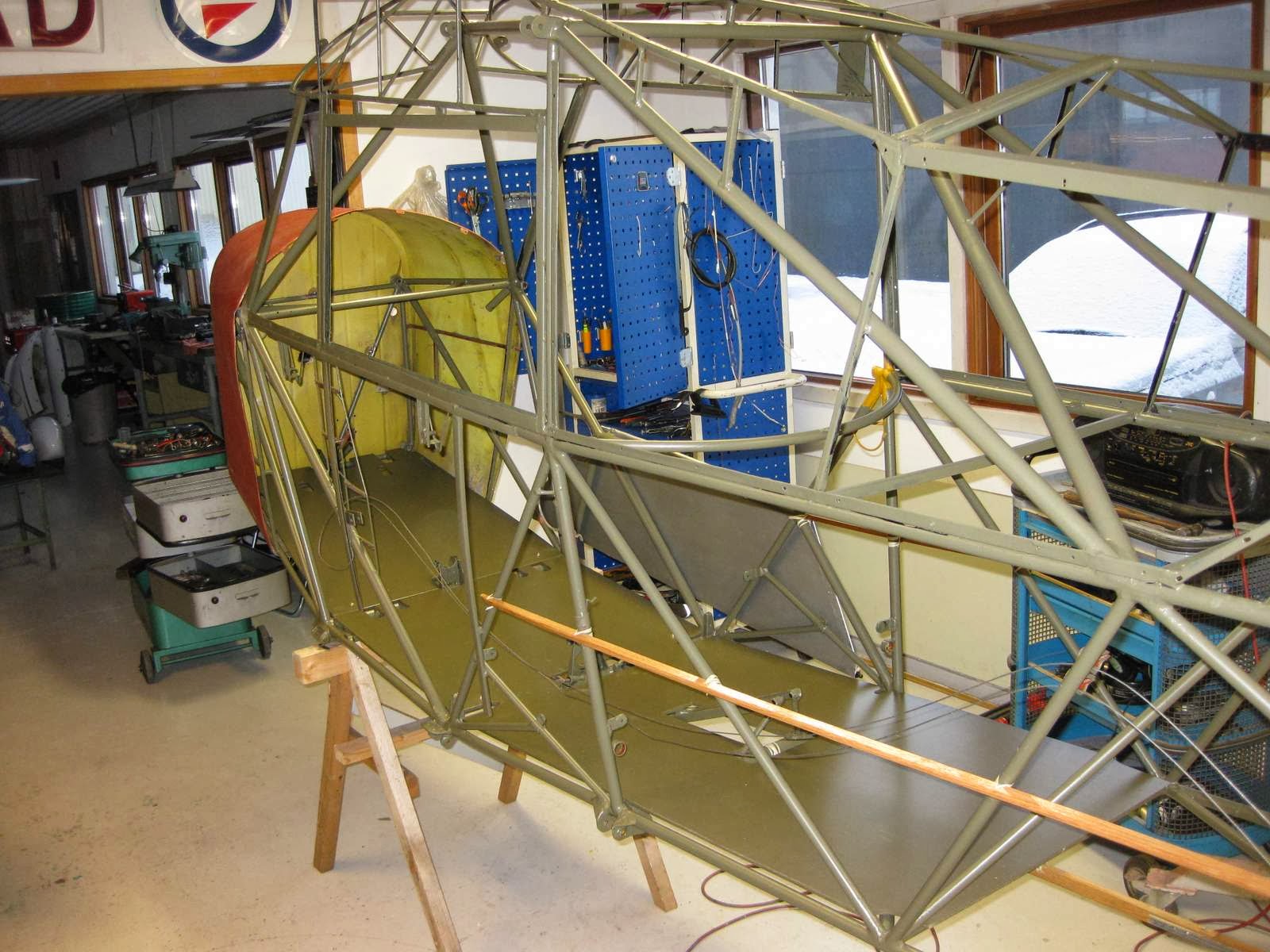 Piper L-4J Grasshopper "LN-MAV": Slowly, but getting there...