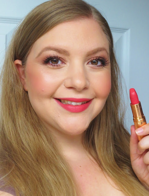 Miranda May's Instagram, Twitter & Facebook on IDCrawl