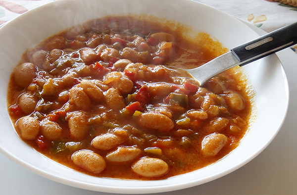 ALUBIAS ROJAS GUISADAS