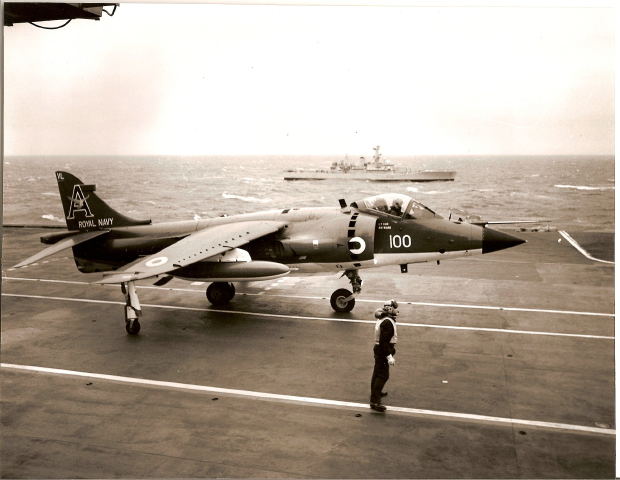 SNAFU!: Nigel "Sharkey" Ward wants F/A-18's instead of F-35's!