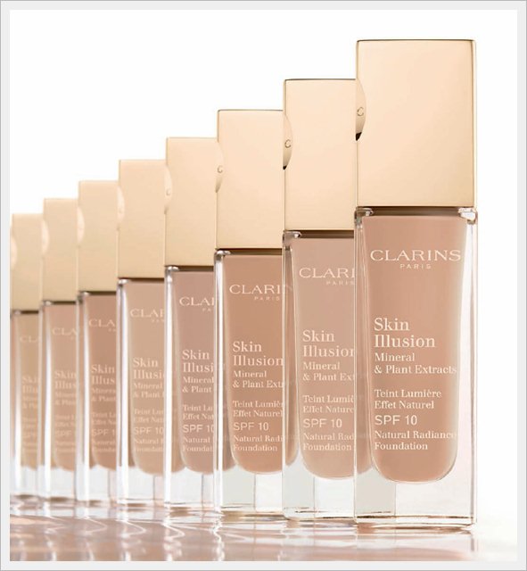 Sharon and her adventures...: Clarins Skin Illusion SPF 10 Natural ...