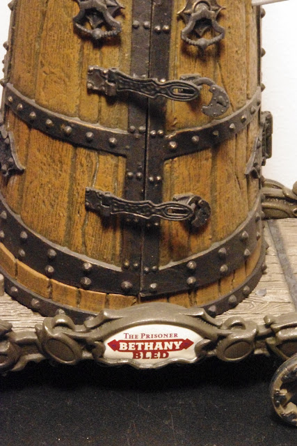 Na Boca Do Lobo: CLIVE BARKER'S INFERNAL PARADE - Bethany Bled 'the ...