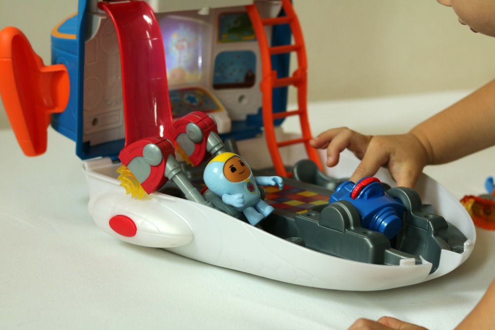 Go Jetters Jet Pad & Ubercorn Plush Toy | Review | Quite Frankly She Said