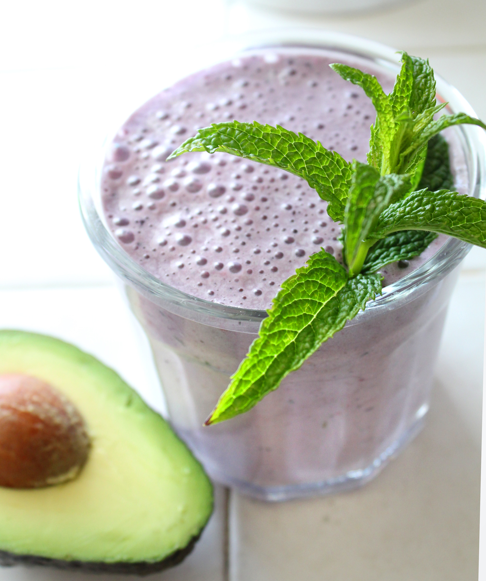 Naiad Soap Arts: Recipes: Avocado Berry Smoothie