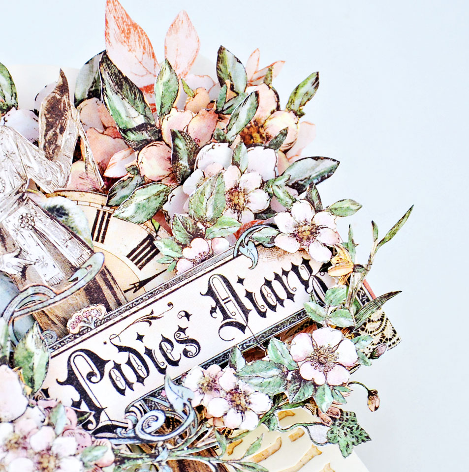 Scrappin For Me: Graphic 45 - Pull Out Tag Card