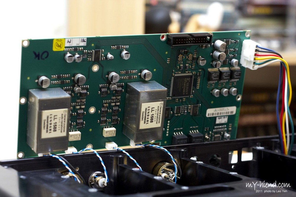 Wizard High-End Audio Blog: Jeff Rowland Aeris dac inside - Part 1