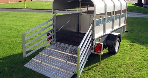Pig and sheep trailers | Carsfresh
