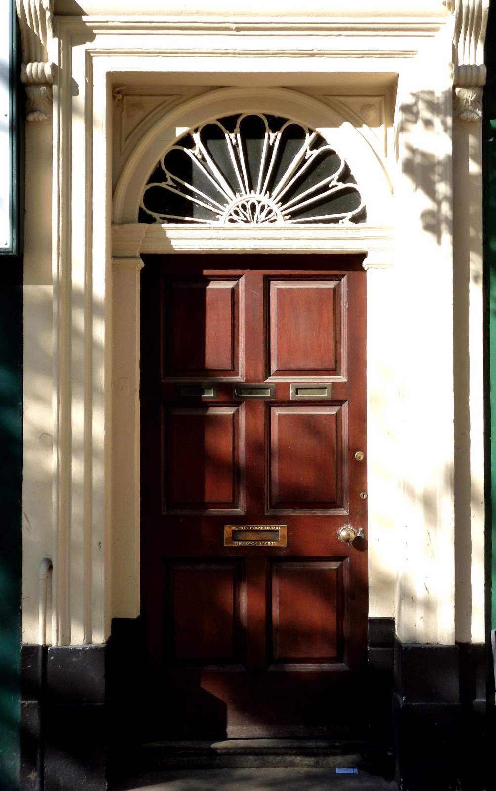 Dr Tony Shaw: Bromley House Library, Nottingham