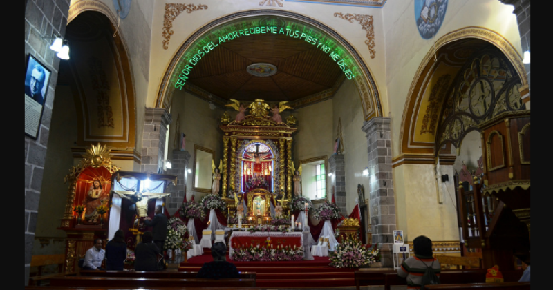 Sobre la iglesia de caranqui y su parque