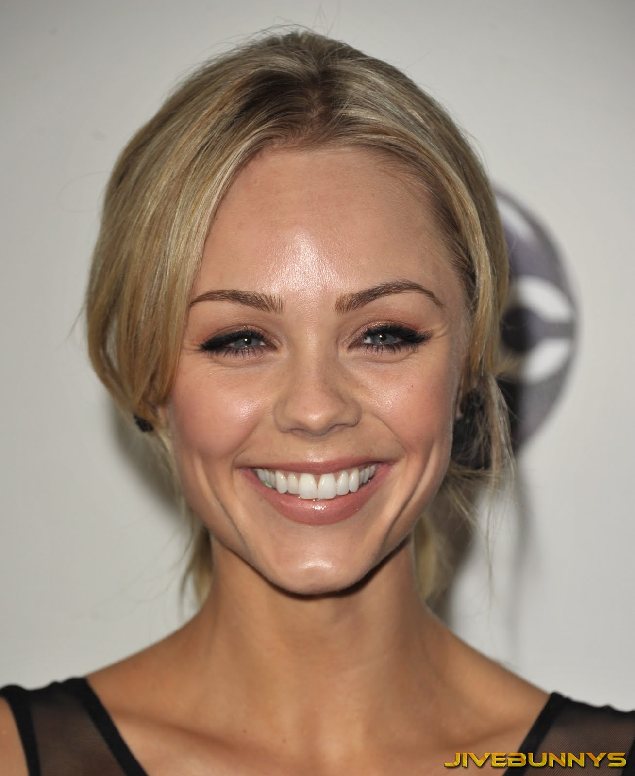 Laura Vandervoort special pictures (6) | Film Actresses