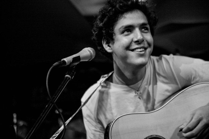 No todo es pop...: Entrevista a Beto Montenegro, vocalista de Rawayana