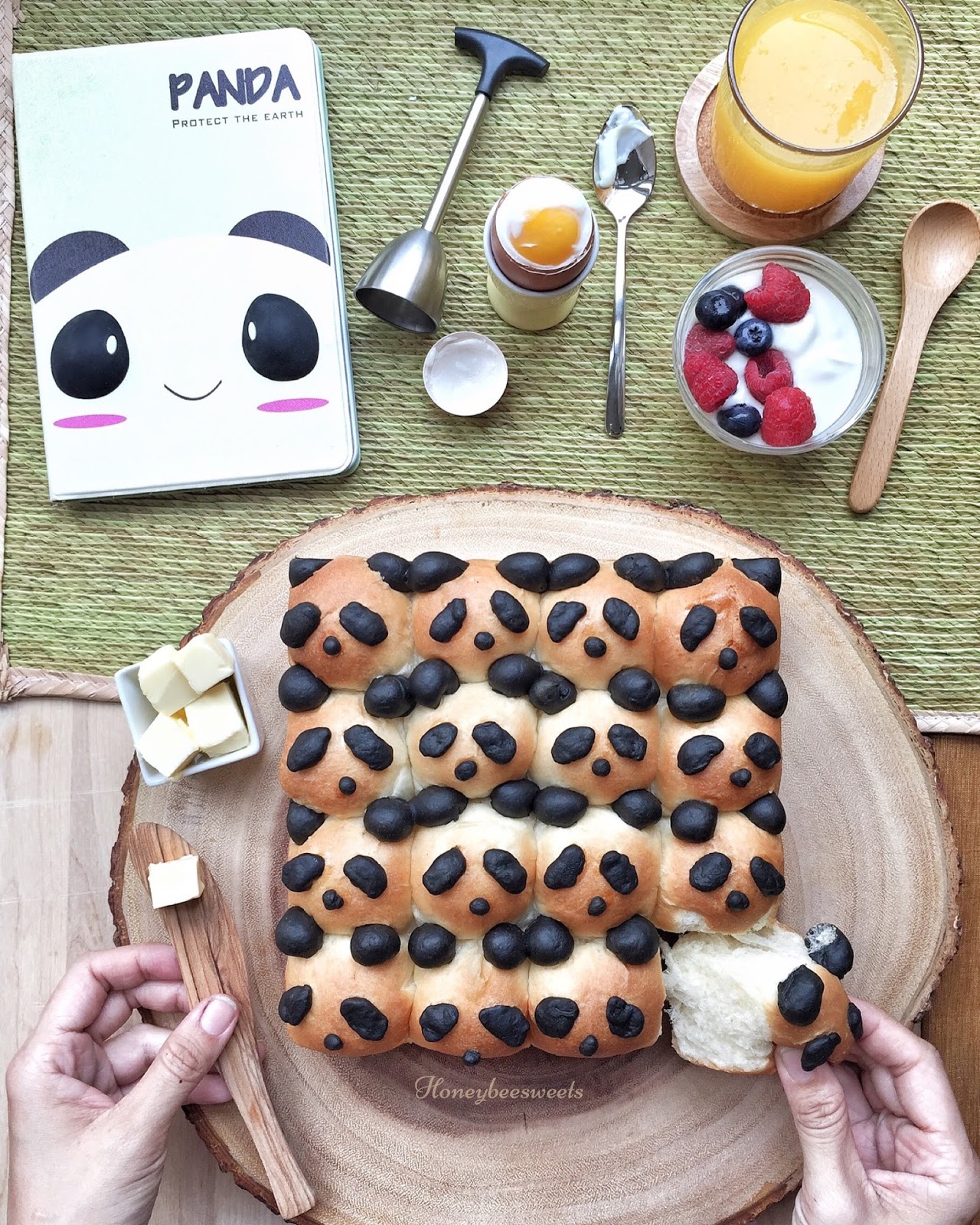 Honey Bee Sweets: Panda Buns (Cheddar and Cream Bread Recipe)