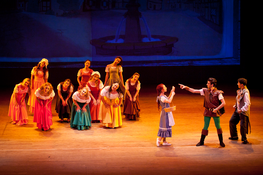 Escuela de Comedia Musical Valeria Lynch Bahía Blanca: ¿Qué es la ...