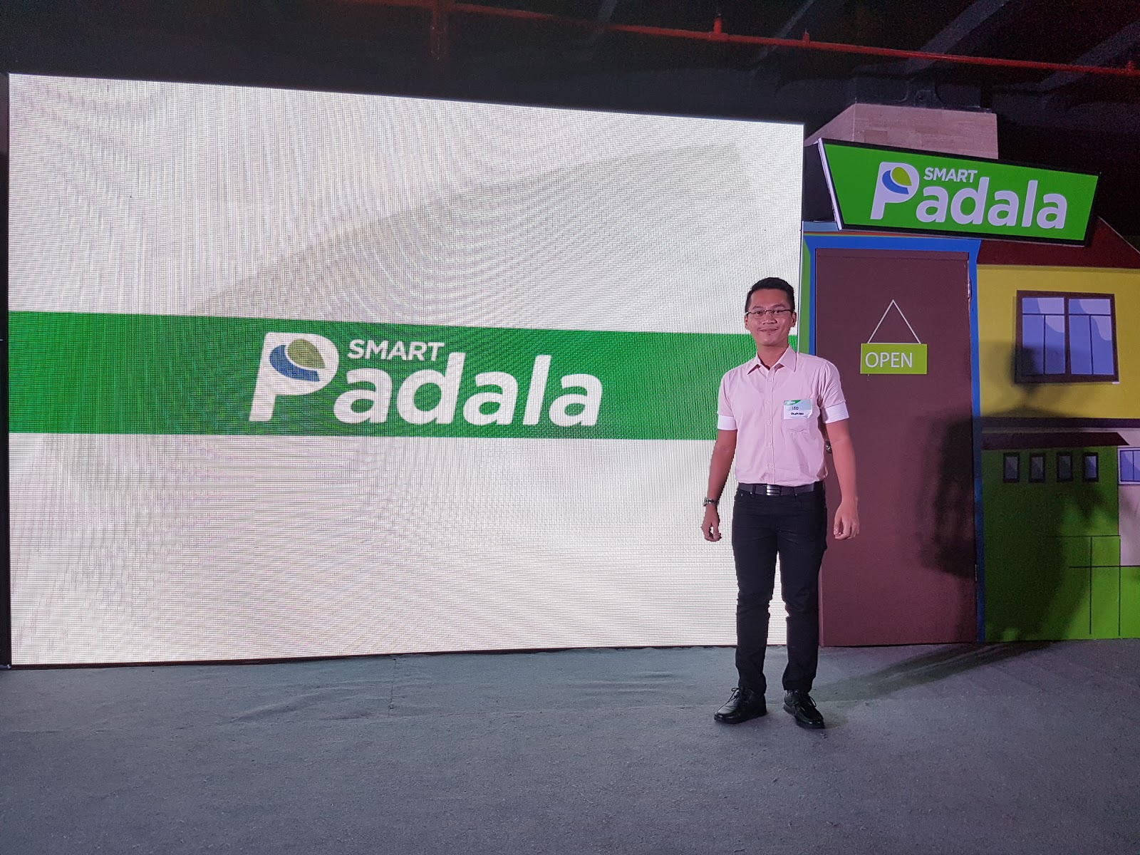 #SocialMedia - Angel Locsin is the newest brand ambassador of Smart Padala!
