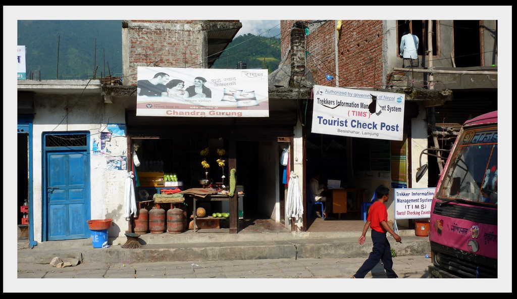 NAMASTE: Annapurna Himal: Kathmandu - Besisahar - Bhulbhule