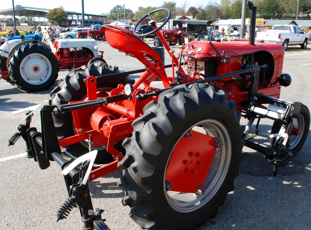 The Iron Mule: 1947 Leader Model D