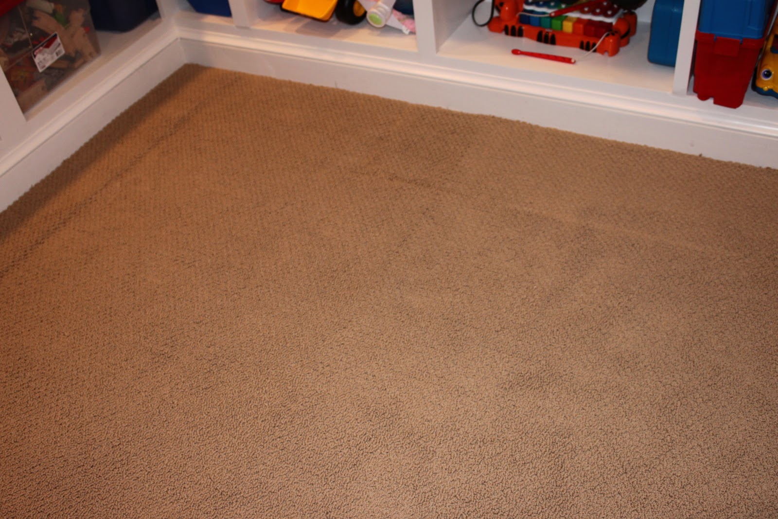 HOUSEography: Reattaching the Carpet