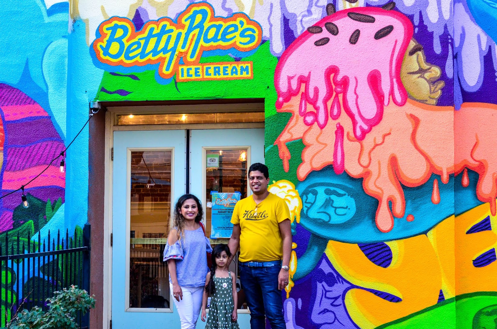 BETTY RAE'S ICECREAM COMES TO RIVER MARKET,KC - JOURNOSPEAK