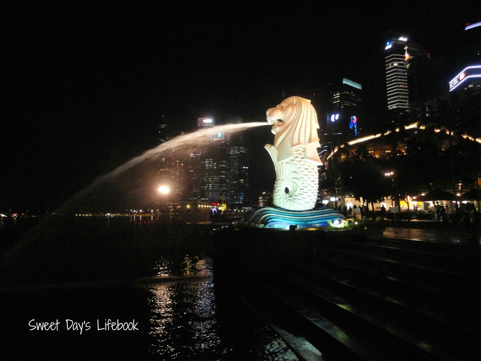 Sweet Day's Lifebook: Sculpture #1 - The Merlion
