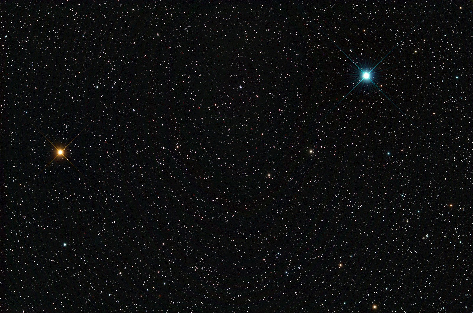 Imagens do Universo: Contraste de cores das estrelas em Perseus