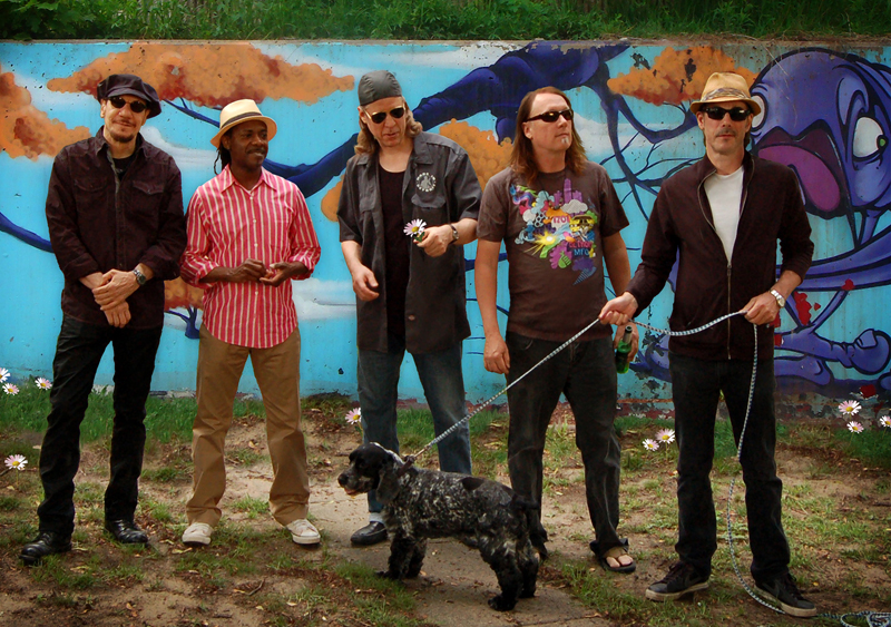 JB Blues: Jim McCarty wins Detroit Music Awards; jams with Cactus