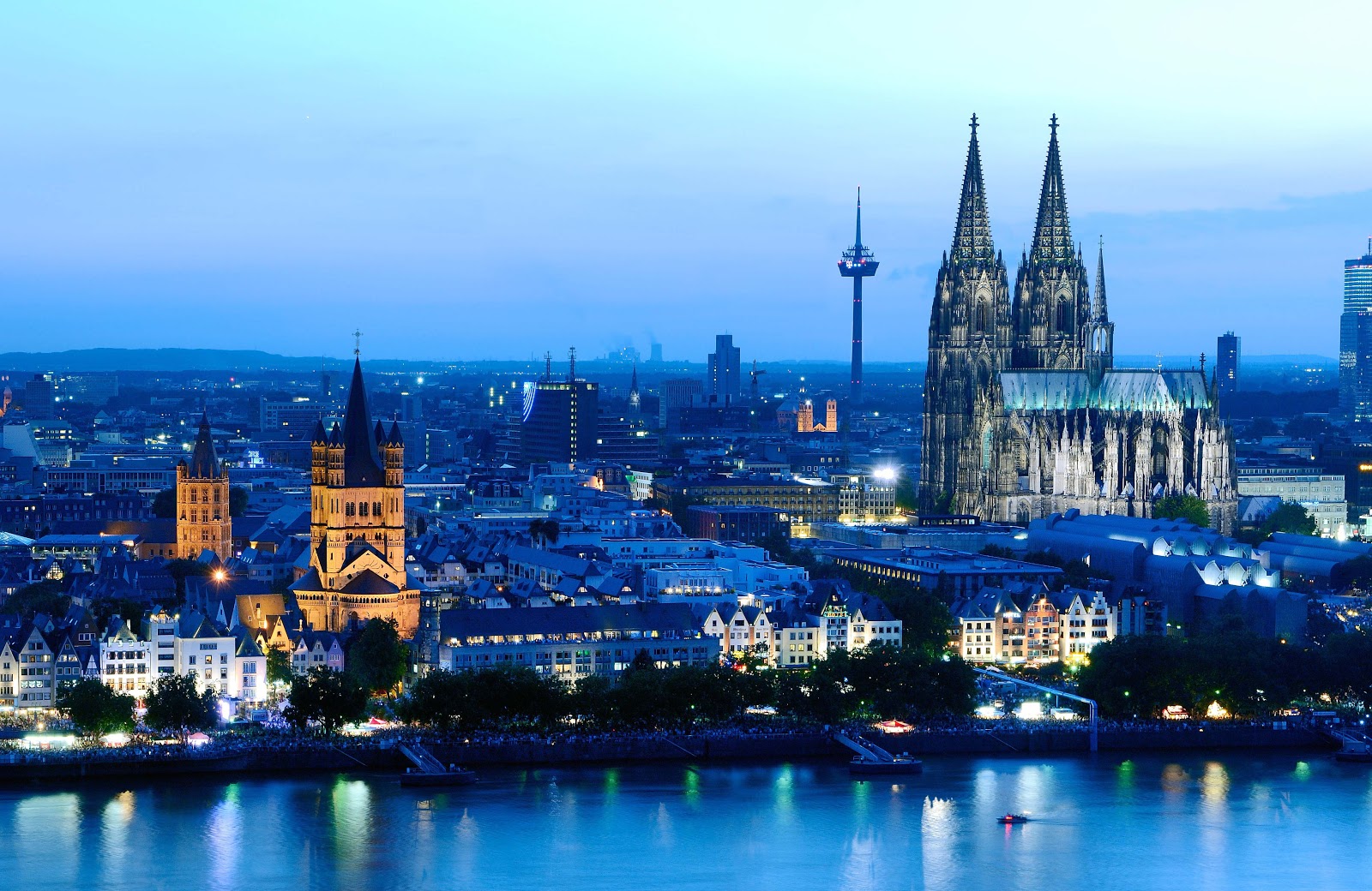 The Five Fs blog: Our trip to the Cologne Christmas Markets - a bit of ...