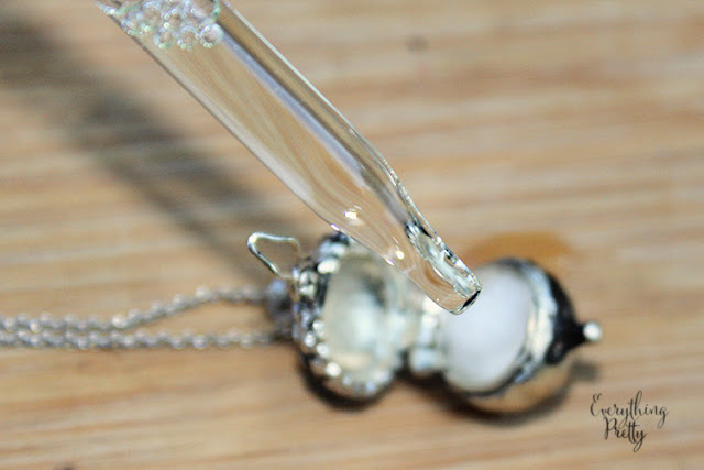 DIY Essential Oil Diffuser Necklace - Everything Pretty