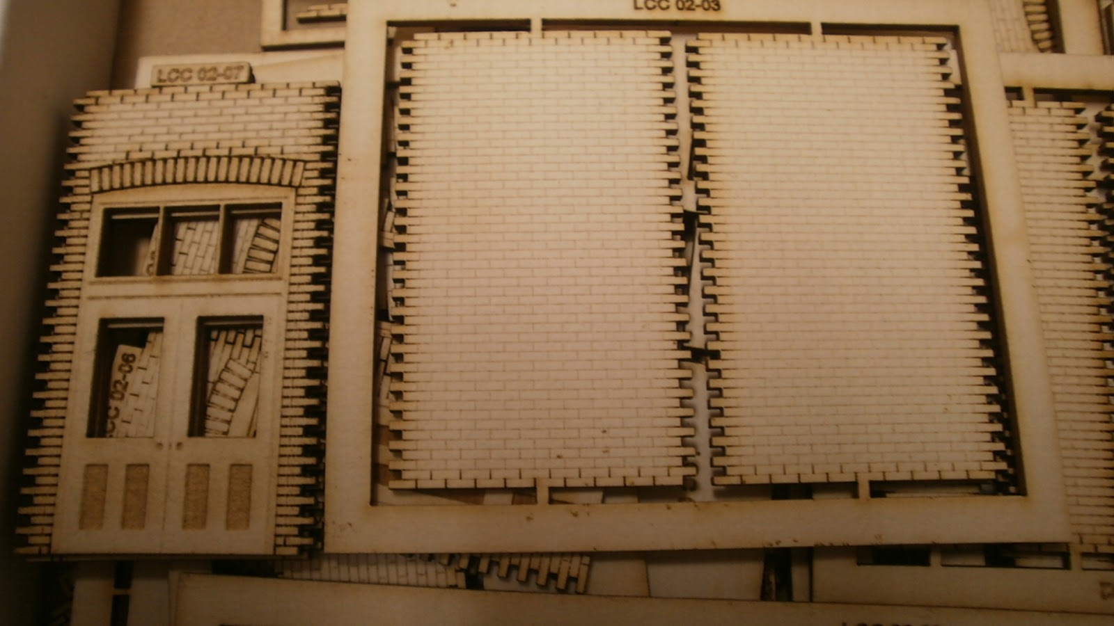 Dorset Railway Modelling: 4mm Scale LCUT Creative Railway Buildings.