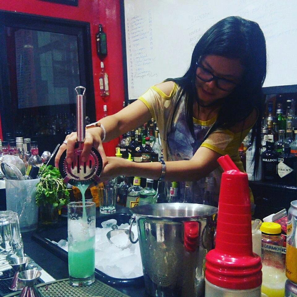 Bartender school jakarta / KURSUS BARTENDER / BAR COURSE @matrix flair