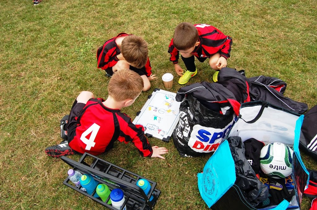 Home Thoughts: Wargrave Wolves Waltz On.......