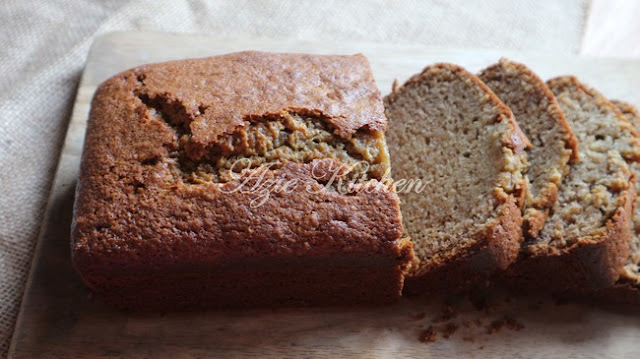 Kek Pisang Moist dan Sedap - Azie Kitchen
