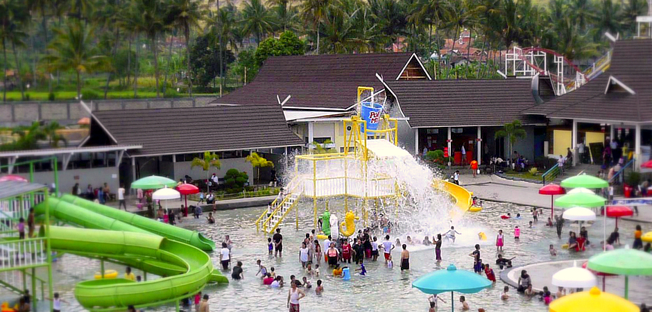 3 Tempat wisata air panas, water boom, vila dan hotel di Garut - Kilas Wisata