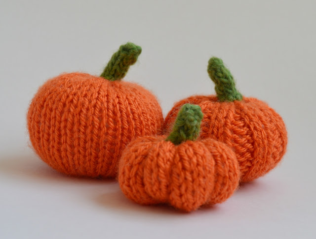 Louise Dawson Design: How To... Three Knitted Pumpkin Patterns