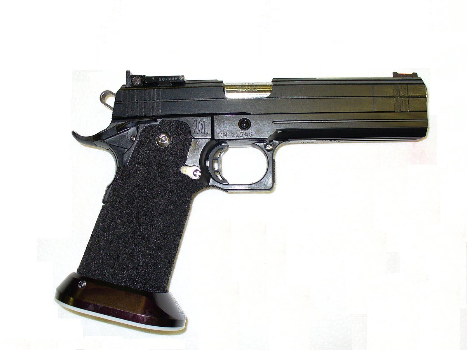 TACTICAL WAREFARE ARMORY: 1911-2011 PISTOLS